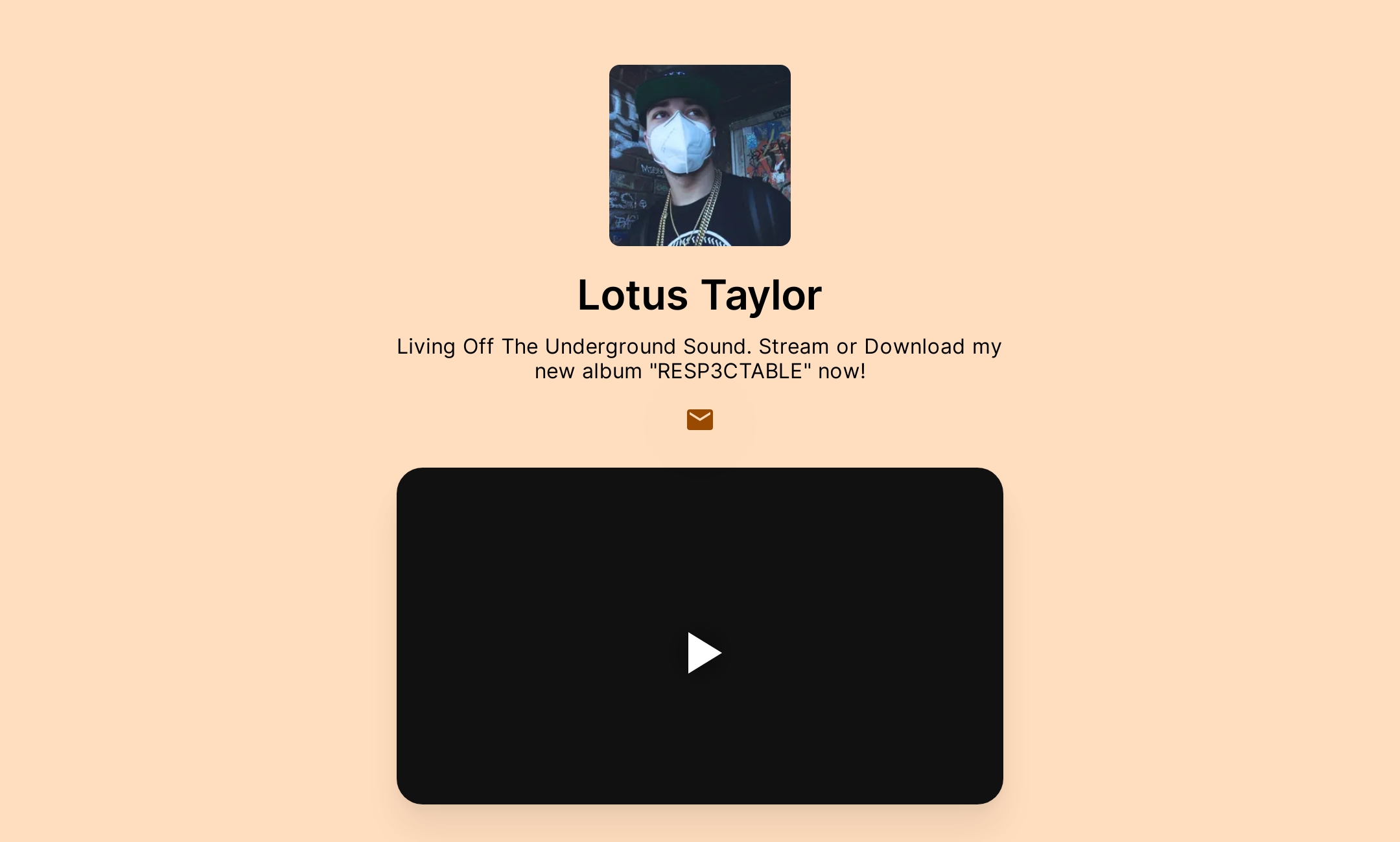 Lotus Taylor's Flowpage